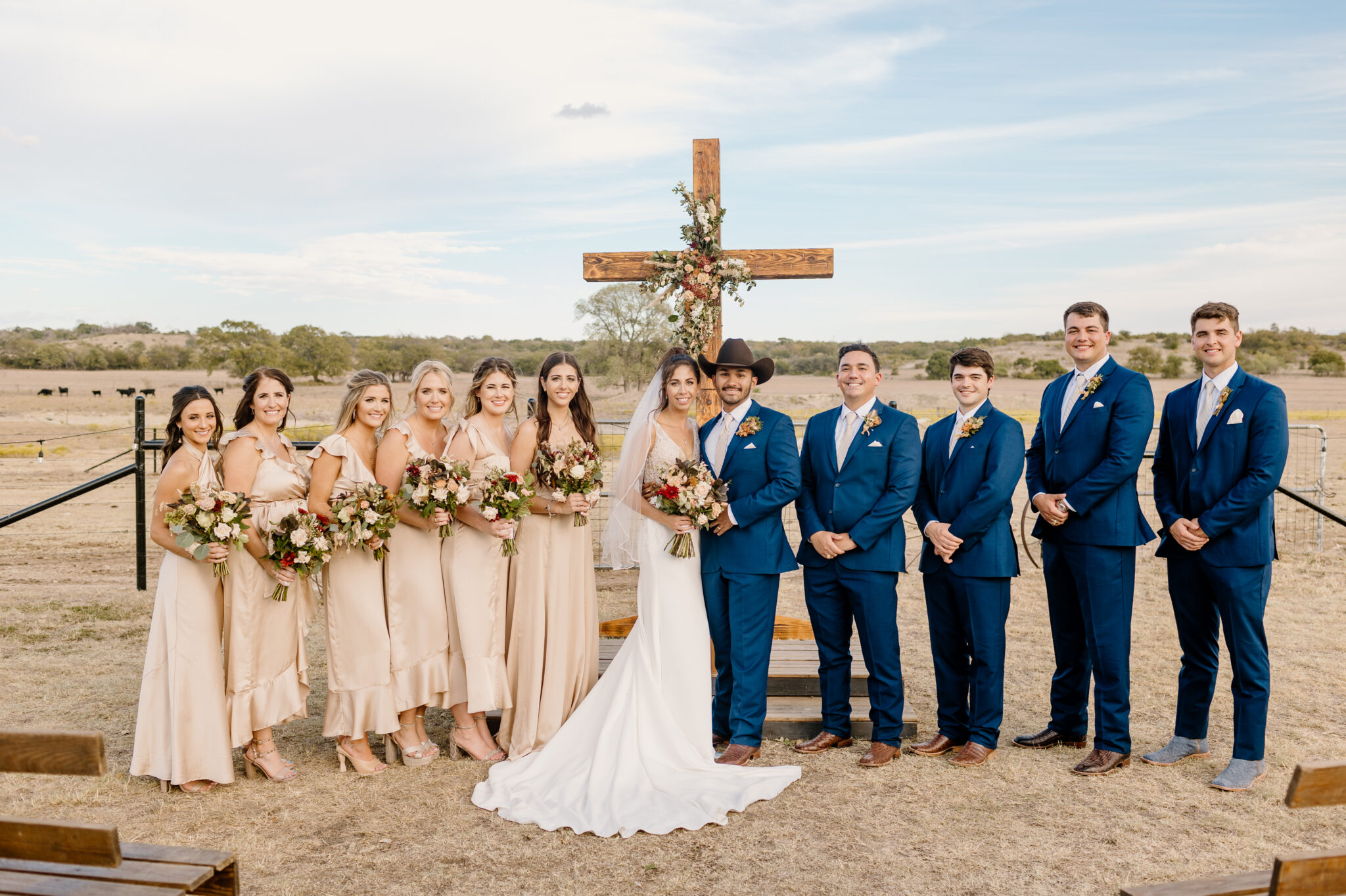 Chic Texas Ranch Wedding | honeywildphotography.com